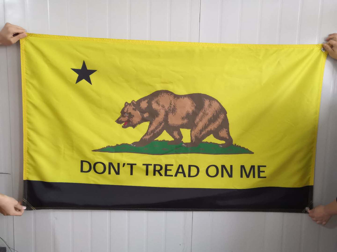 Custom Whip Flags - Dune Flags (Rectangle) – Fest Flags